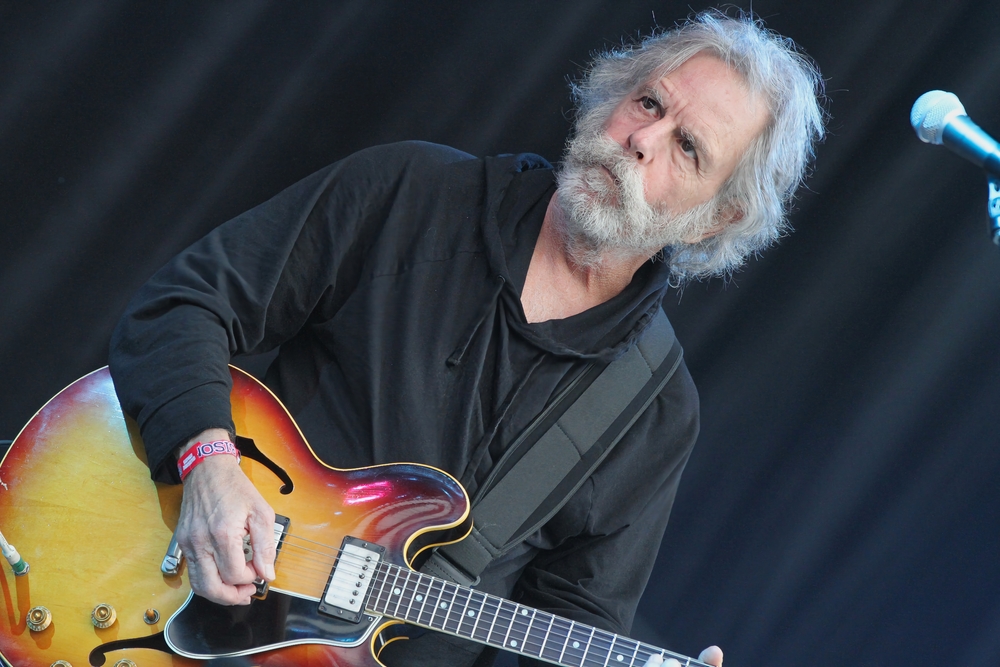 A Tribute to Bob Weir: Music, Community, and the Spirit That Lives On ...